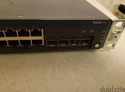 Switch juniper EX 2200 24 P - أجهزة شبكات - 201744599