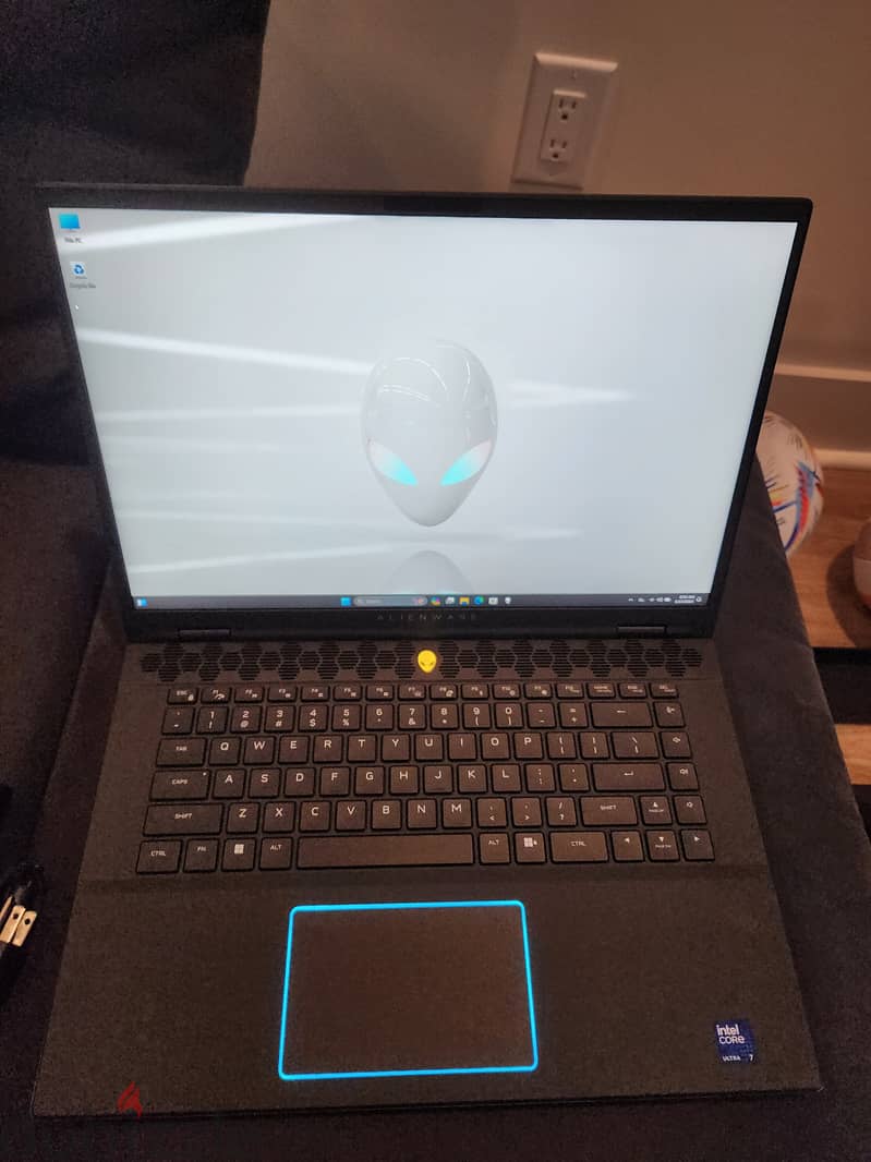 Alienware m16 R2 Gaming laptop RTX 4070 - لاب توب - 202387901