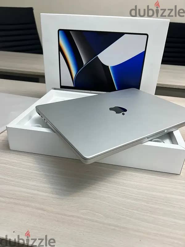 MacBook Pro M1 (16-inch) - 512GB SSD, 16GB RAM - Laptop computers ...
