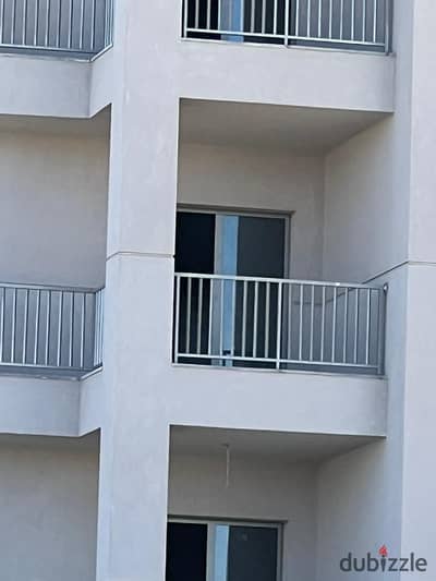 An apartment of 205m fully finished with air conditioning next to Zayed ...