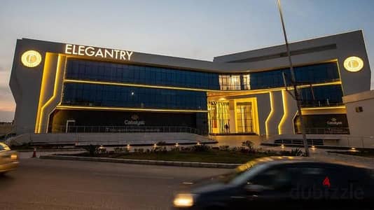 عياده 87م للايجار في إليجانتري مول ( ELEGANTRY MALL) التجمع الخامس ...