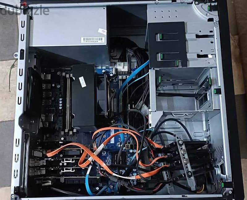 Hp Z440 Workstation - Desktop computers - 204770053
