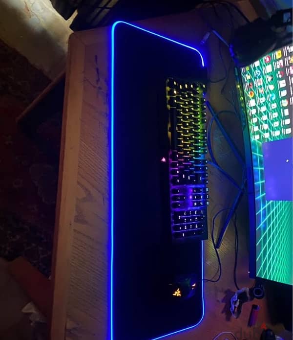 Razer Blackwidow Gaming Keyboard & Razer Nari bluetooth Gaming Headset ...