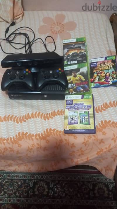 XBOX 360 with connect - Video Game Consoles - 205148677