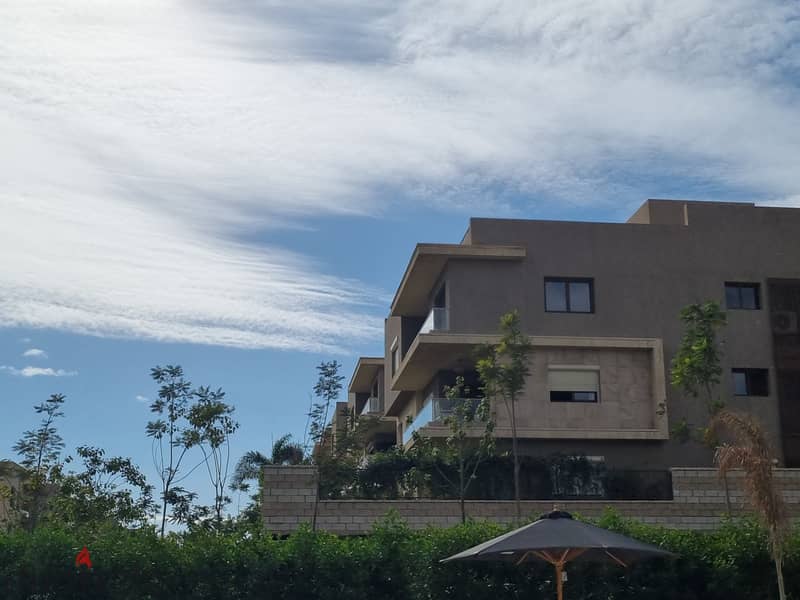 Fully finished duplex with a garden, immediate view of the Pyramids, in ...