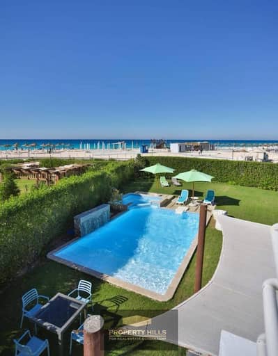 A chalet with a garden, fully finished with air conditioning, and a sea ...