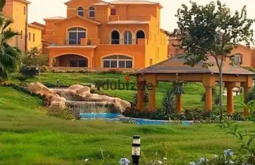 Luxury Villa for Sale with Direct Golf and Lake View in Dyar Park ...