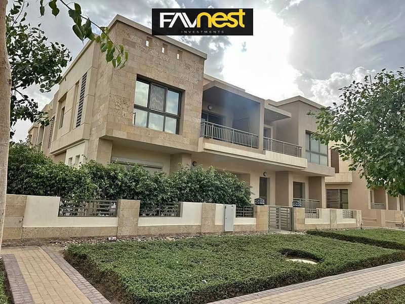 Townhouse villa for sale at apartment price in Sarai Compound next to ...