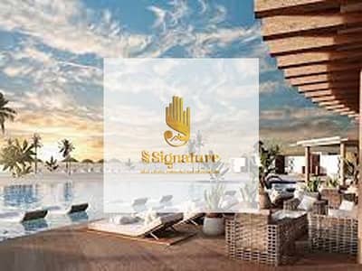 Penthouse with a roof and an external staircase, Kali Coast Village ...