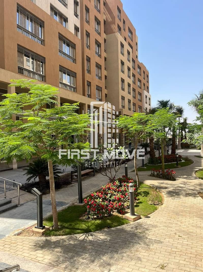 For Sale A ready-to-view apartment with a direct view of the Iconic ...