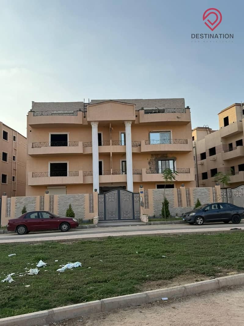 Apartment for sale, 250 square meters, with a 150 square meter garden ...