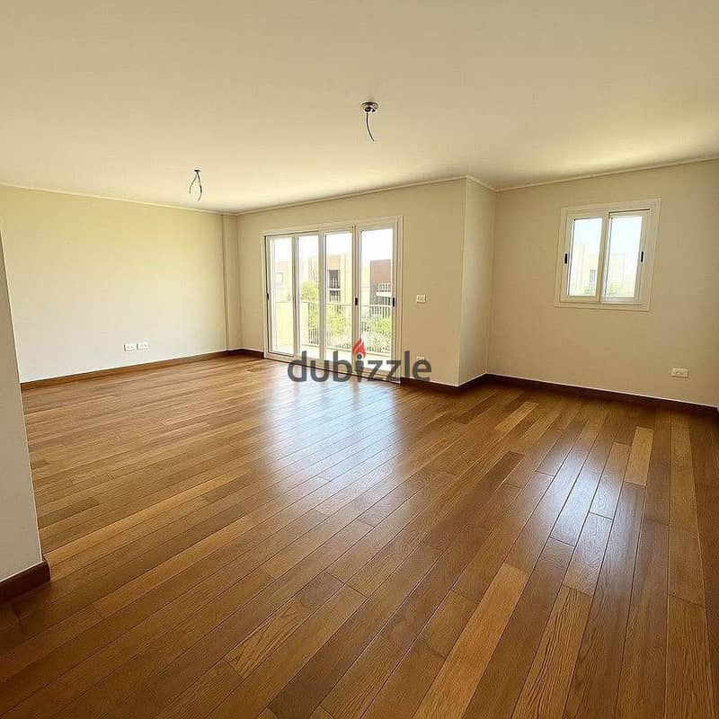 Fully finished Penthouse with garden, next to New Giza full view of the ...