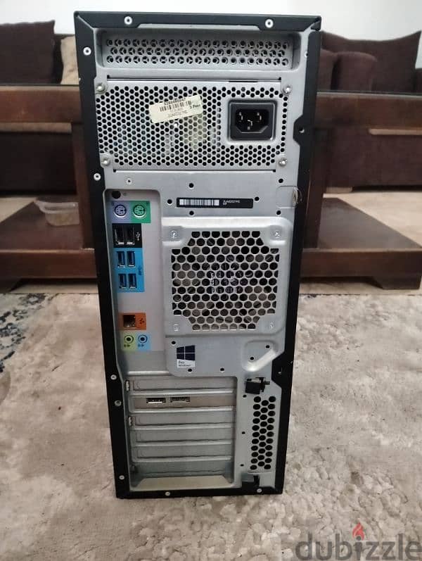 HP Z440 Workstation - Desktop computers - 206560380