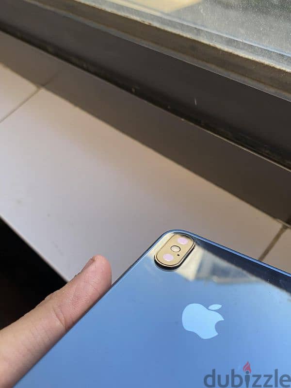 iphone X - Mobile Phones - 206596235