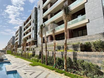 Ready to move prime Location Landscape and water feature View Twin ...