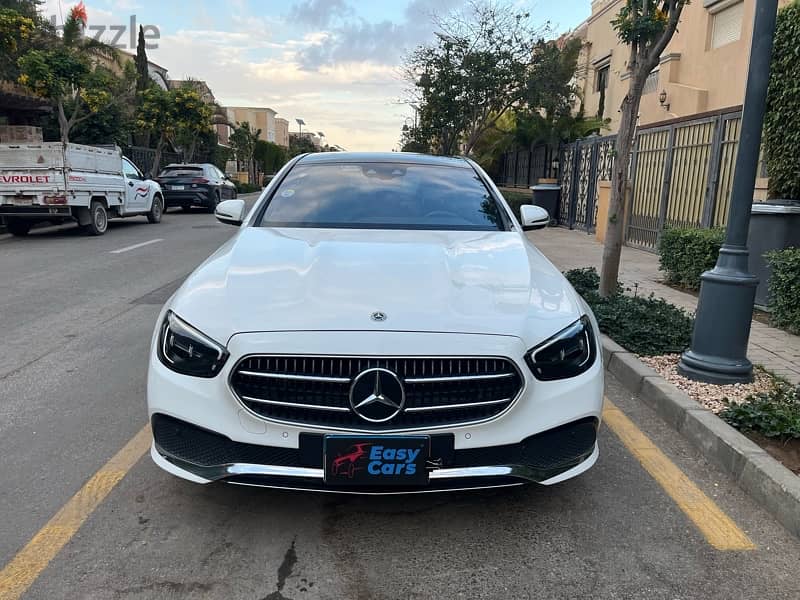 Mercedes-Benz E200 2021 - Cars for Sale - 206690560