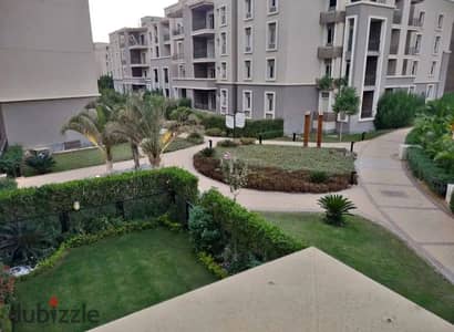 Apartment RTM with garden with a beautiful view in October Plaza, next ...