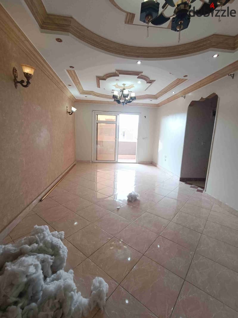 A snapshot in my city, an apartment of 96 square meters, close to ...