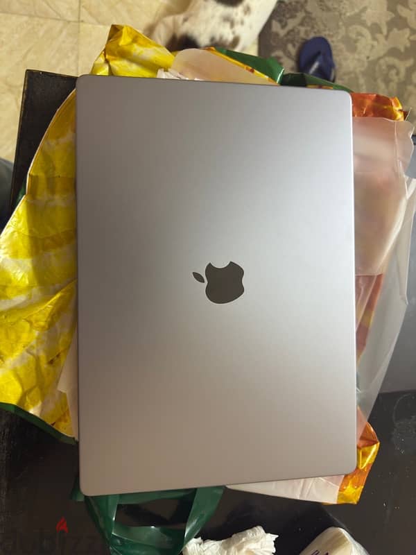 MacBook Pro 16 inch M1 Pro - Laptops - 206947043