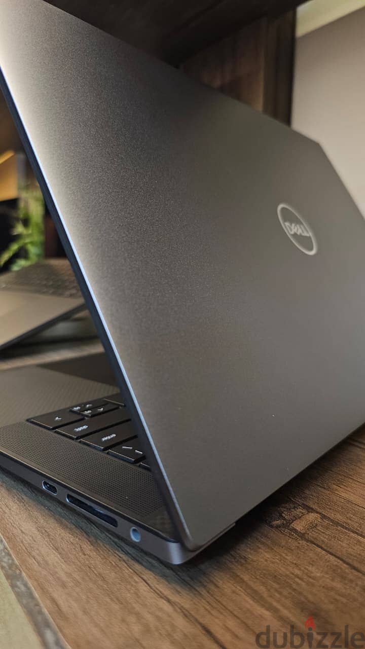DELL Precision 5570 (4K) - i7-12800H-32GB Ram DDR5- 512GB SSD M. 2- Nvi ...