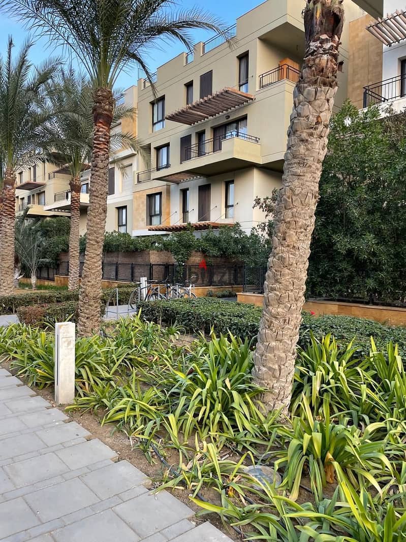 Duplex with Garden for Rent in Eastown Compound A premium duplex with a ...