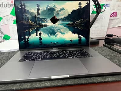 MacBook Pro 16 inch - Laptop computers - 198413042