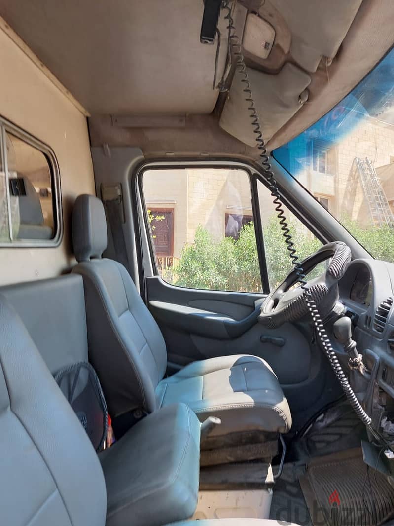 Mercedes-Benz Sprinter (2002) - Heavy Trucks, Buses & Other Vehicles ...